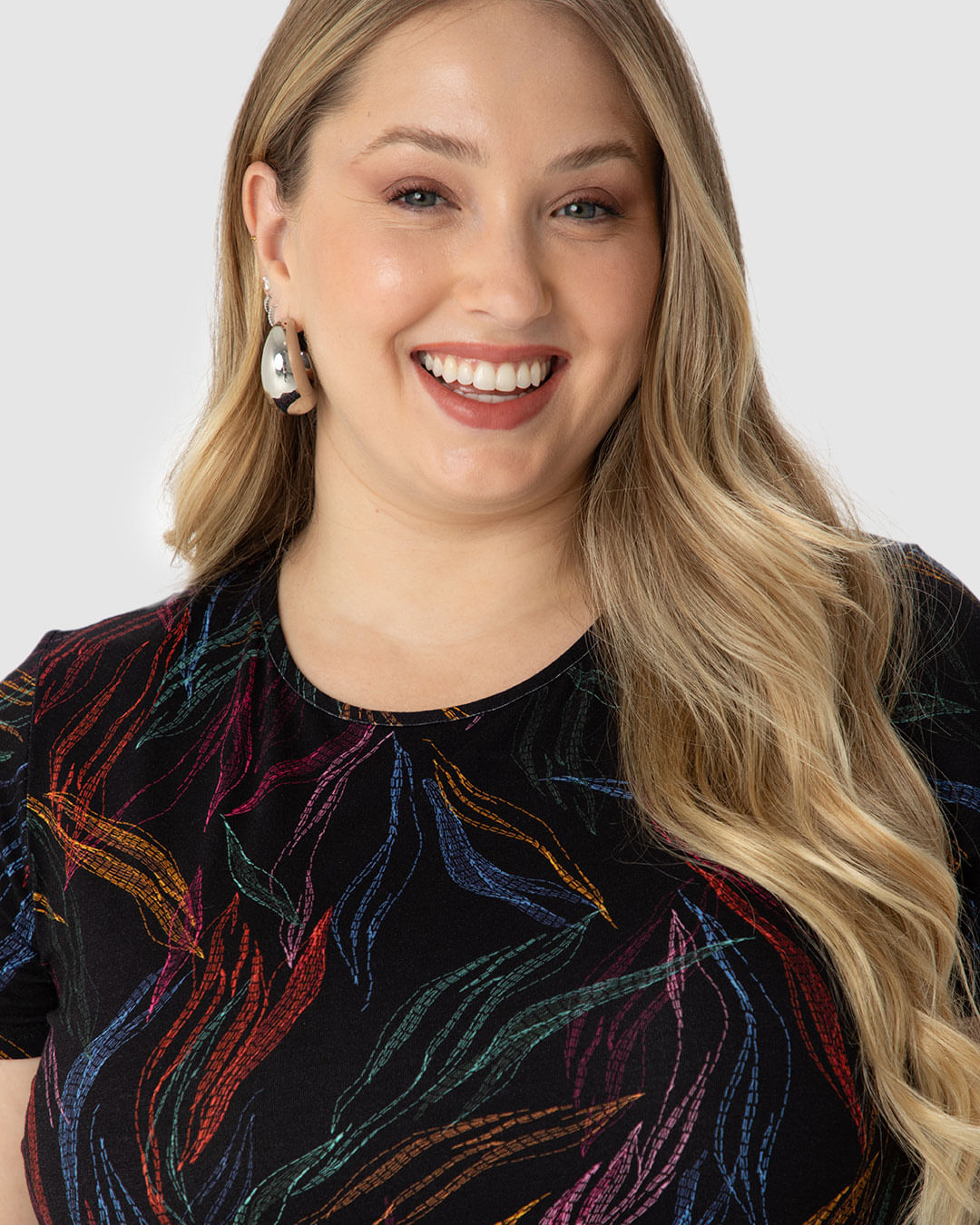 Blusa Feminina Plus Size Estampa Abstrata Em Viscose Stretch PRETO G5 ...